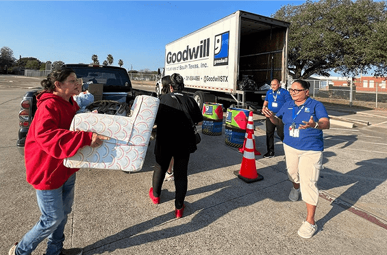 I Want to Donate – Goodwill South Texas